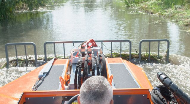 Conver: Manufacturer of mowing boats, weed harvesters and other ...